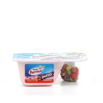 FRUTTOLO YOGURT ALLA FRAGOLA E SMARTIES NESTLE 120 g in dettaglio ...